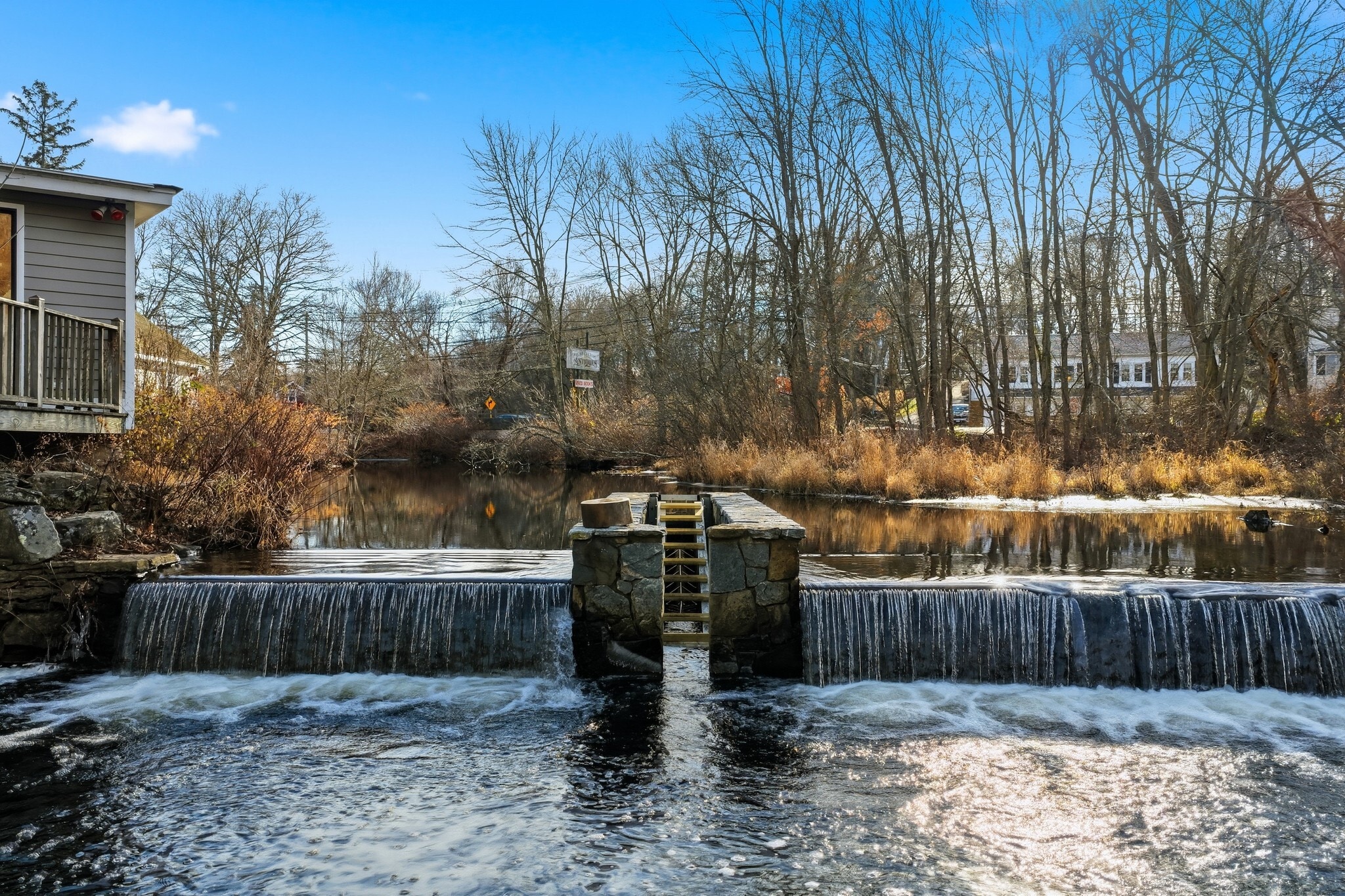 33 Deep River Rd, Centerbrook, CT 06409 - 33 Deep River Road, Essex ...