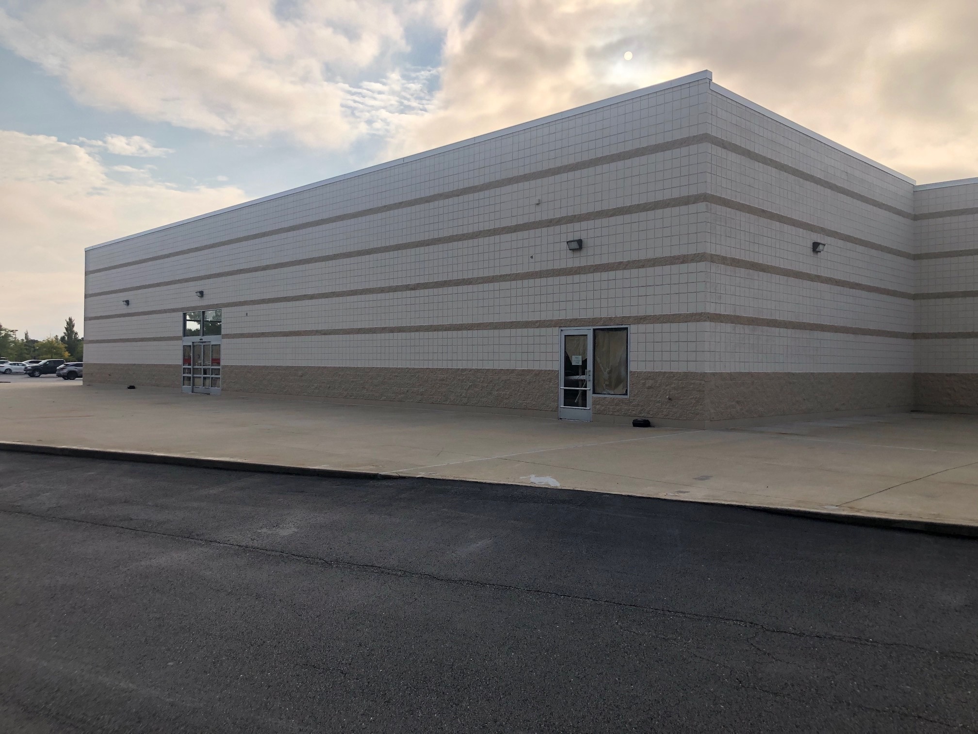 200-296 Garfield Ave, Cranston, RI 02920 - The Cranston Parkade | LoopNet 200-296 Garfield Ave, Cranston, RI 02920 - The Cranston Parkade | LoopNet
