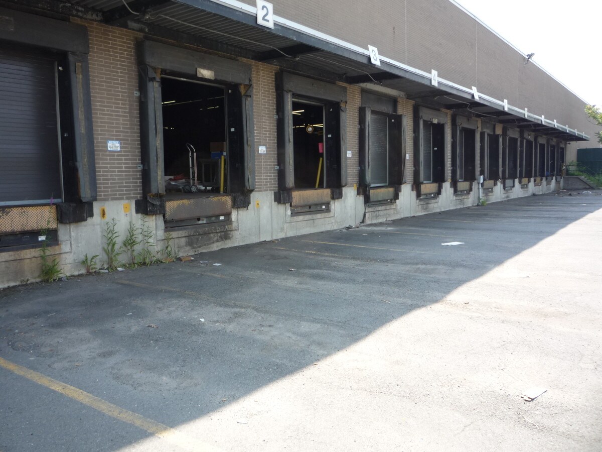 333 North St, Teterboro, NJ 07608 | LoopNet