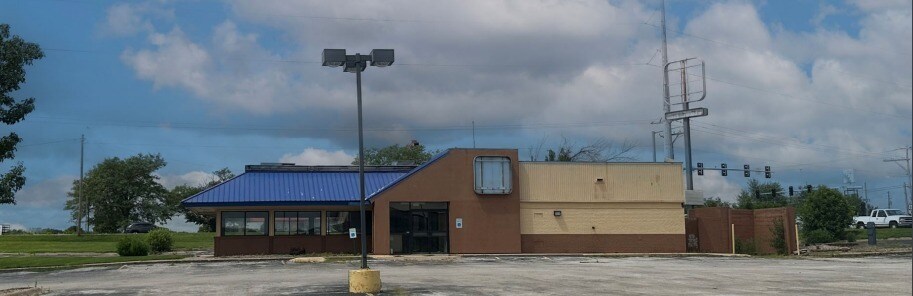 5231 N Brady St, Davenport, IA 52806 | LoopNet