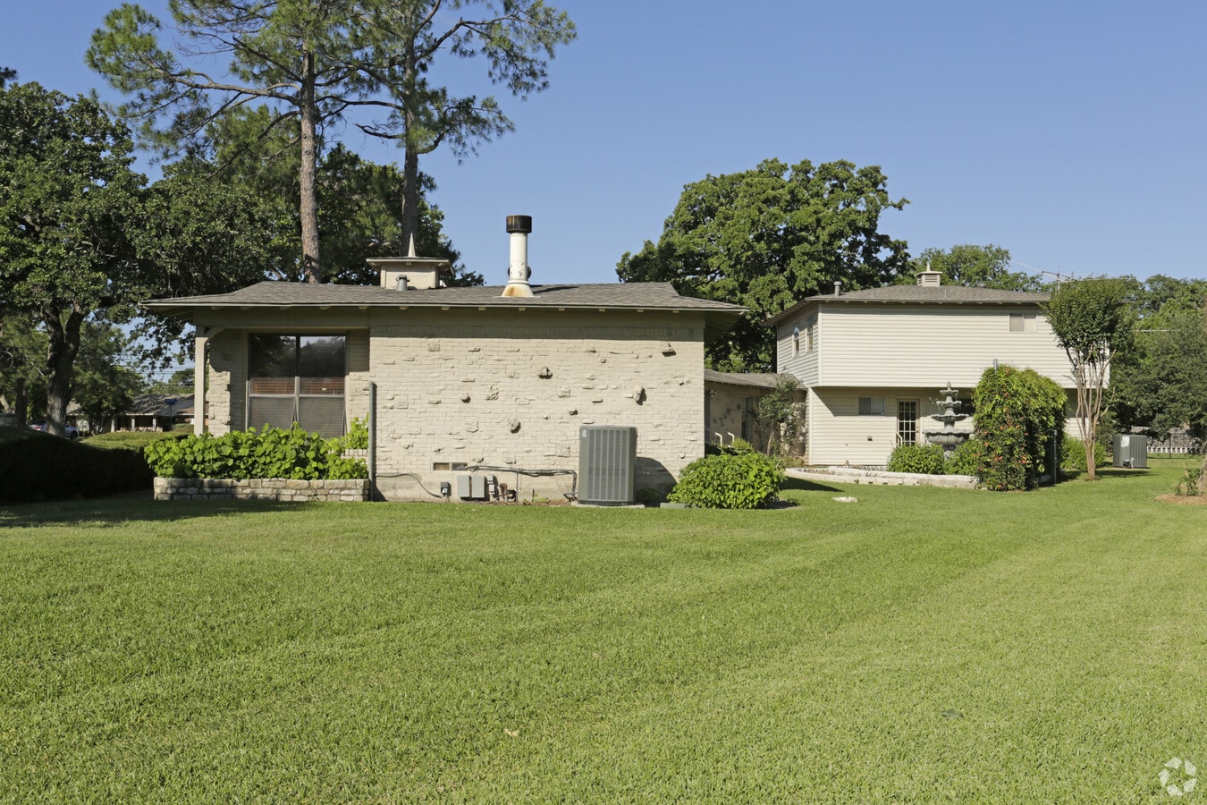 1501 W Randol Mill Rd, Arlington, TX 76012 | LoopNet