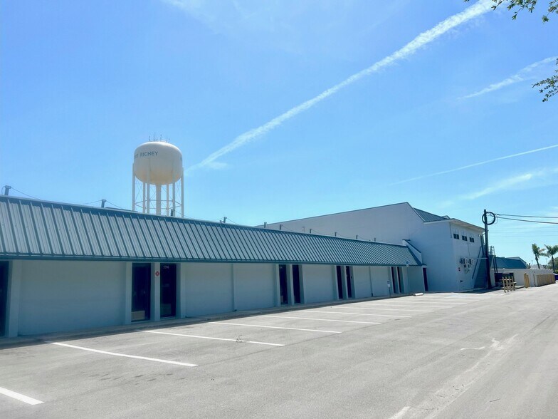 5400 School Rd, New Port Richey, FL 34652 - New Port Richey Free ...