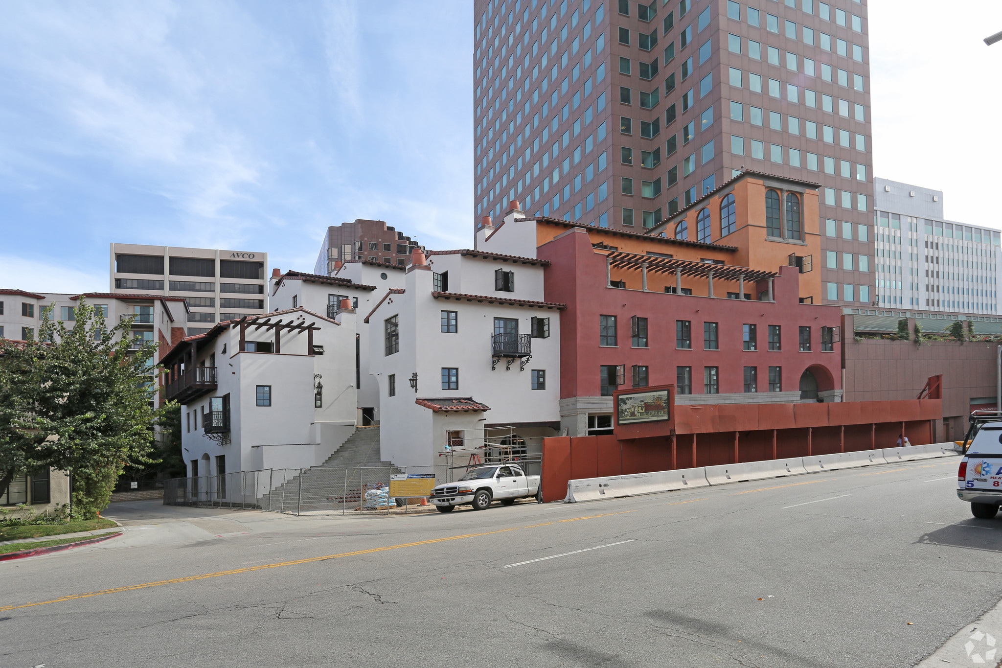 10850 Lindbrook Dr, Los Angeles, CA 90024 - Plaza La Reina - 10850 ...