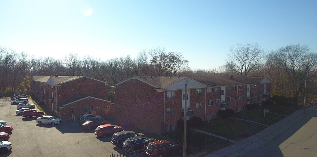 23411 Fenkell St, Detroit, MI 48223 | LoopNet