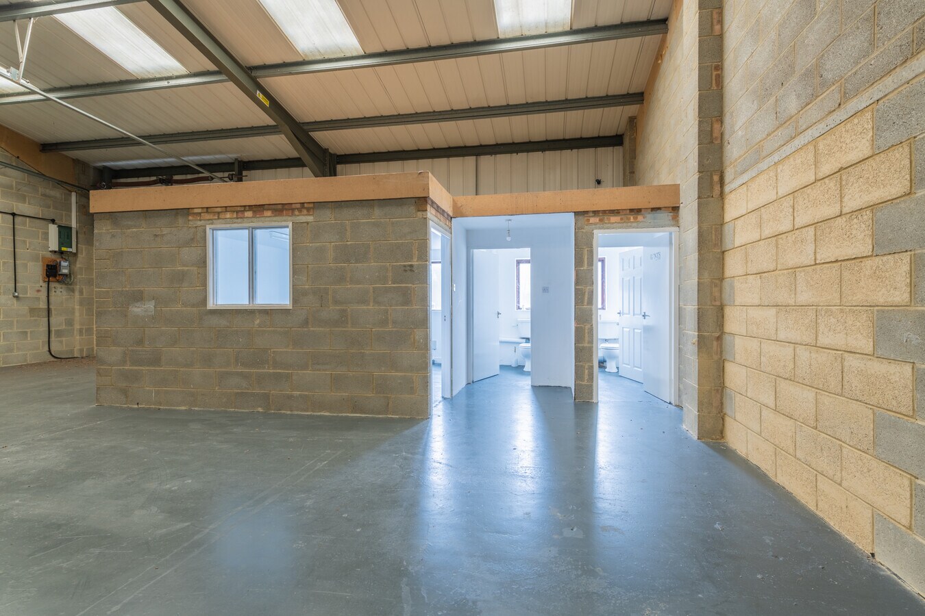 Horcott Rd, Fairford, GL7 4BX - Horcott Industrial Estate | LoopNet