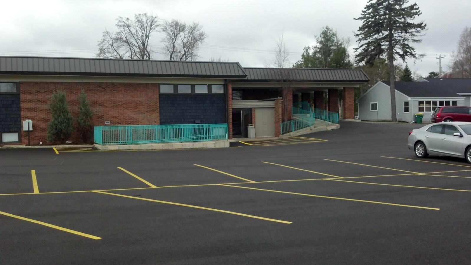 1751 Deckner Ave, Green Bay, WI 54302 | LoopNet