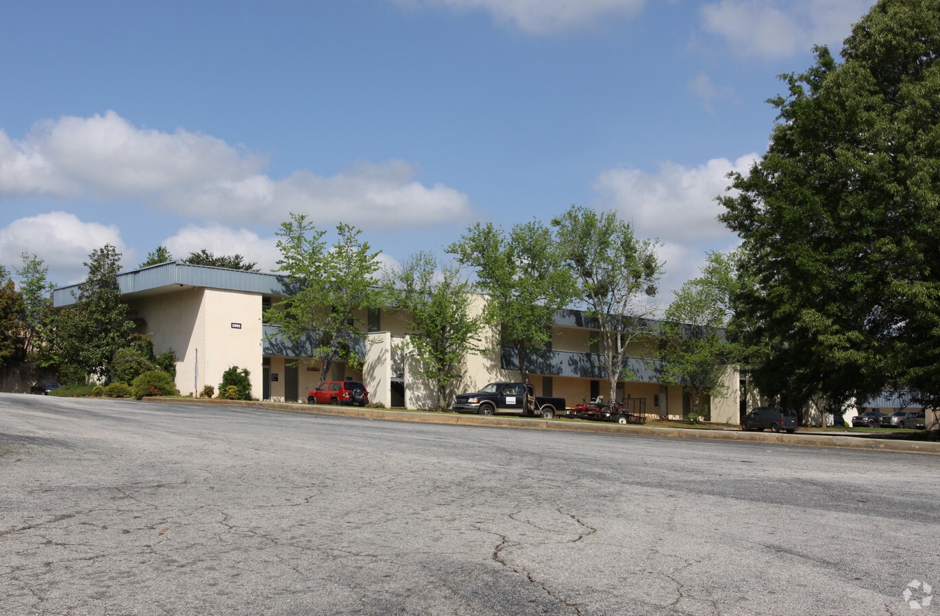 2962-2964 Ember Dr, Decatur, GA 30034 | LoopNet