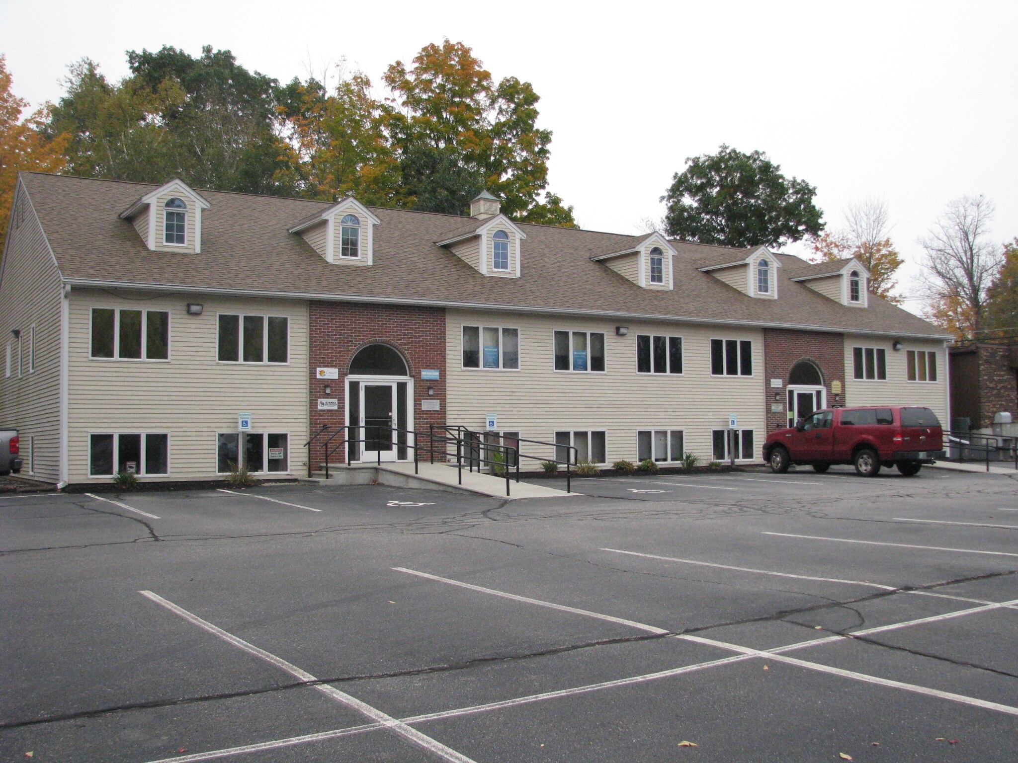 60 Rochester Hill Rd, Rochester, NH 03867 - Office for Sale | LoopNet