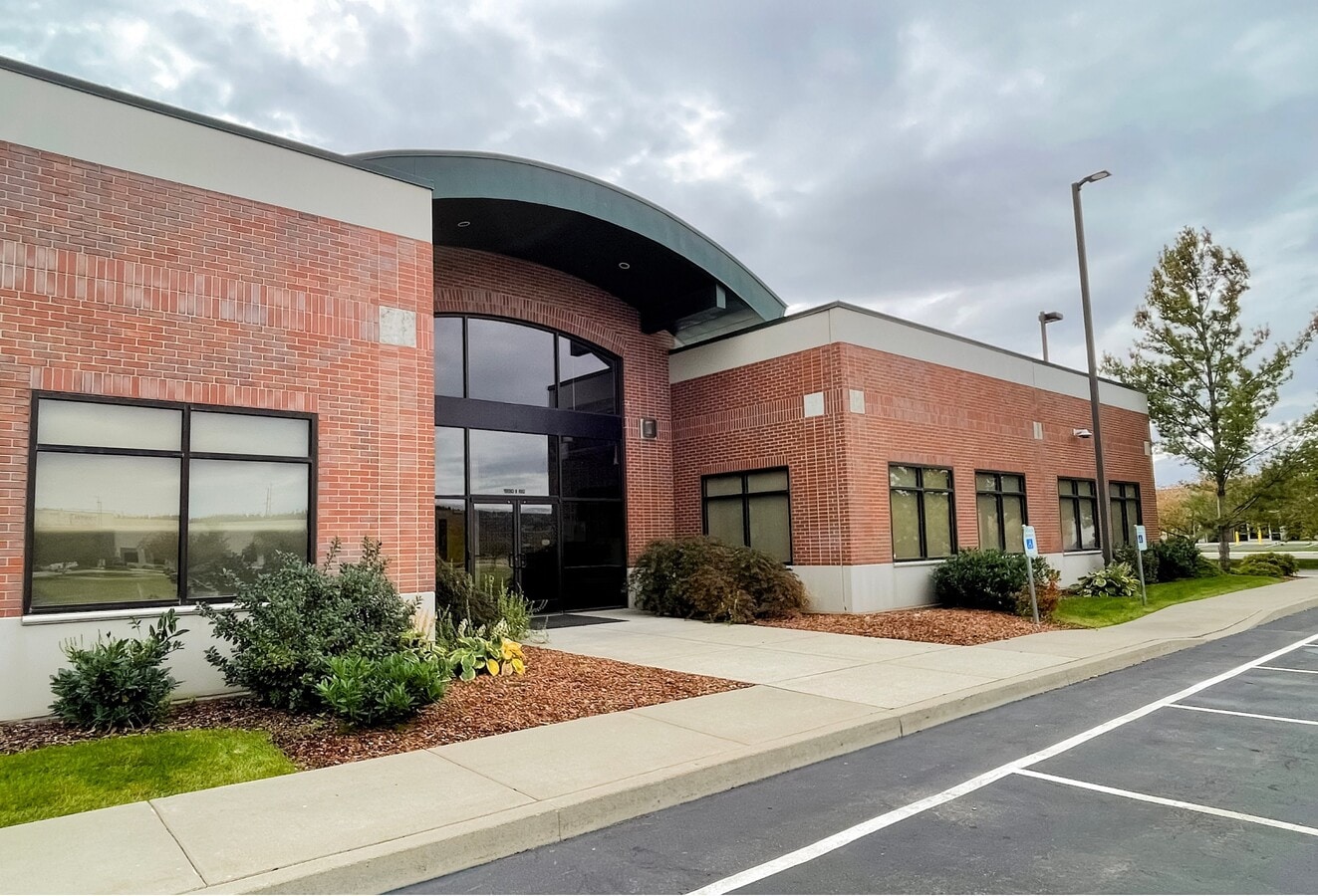 3309 N Cherry St, Spokane, WA 99216 - Pinecroft Business Park | LoopNet