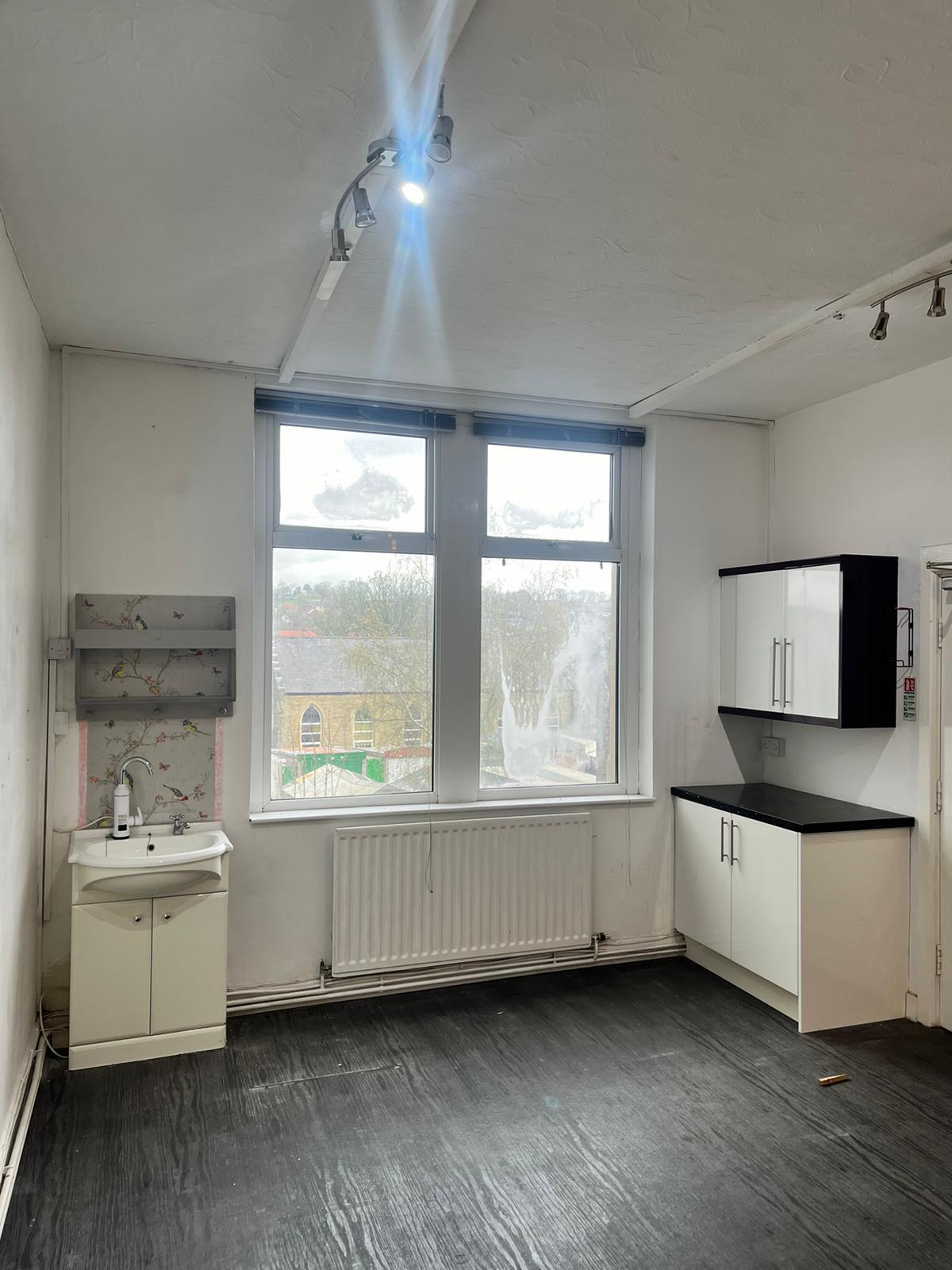 Spring Ln, Colne, BB8 9BD - Calder House | LoopNet