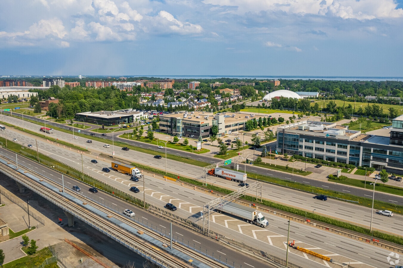 16720 Rte Transcanadienne, Kirkland, QC H9H 4M7 | LoopNet