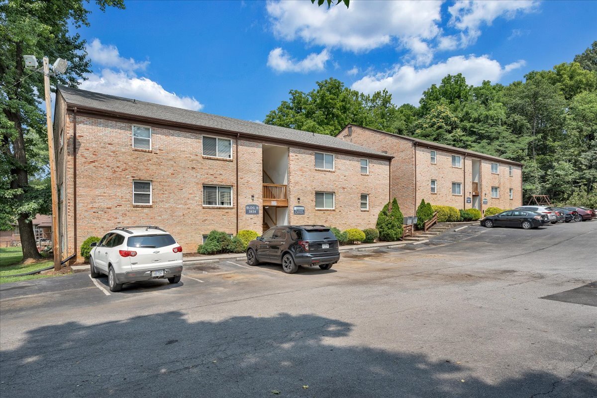 3816 Panorama Ave NW, Roanoke, VA 24017 | LoopNet