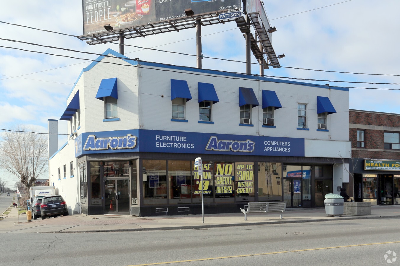 1921 Eglinton Ave W, Toronto, ON M6E 2J7 | LoopNet