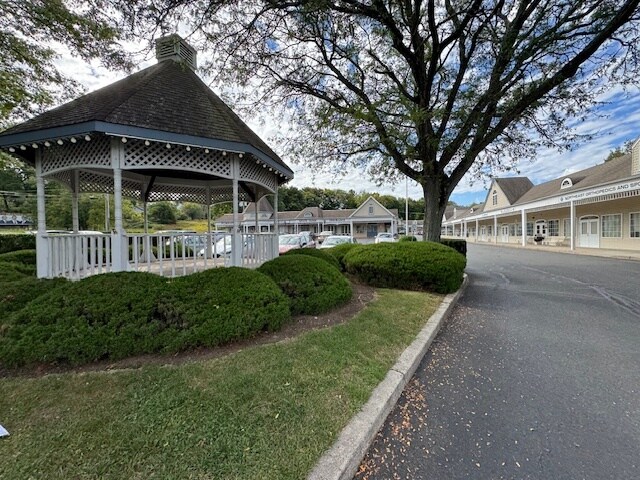 1-10 Liberty Square Mall, Stony Point, NY 10980 | LoopNet