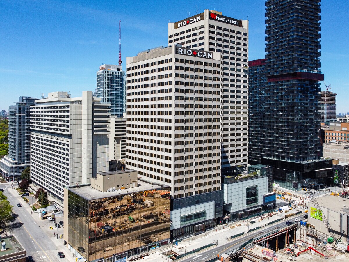 20 Eglinton Ave W, Toronto, ON M4P 3C8 | LoopNet