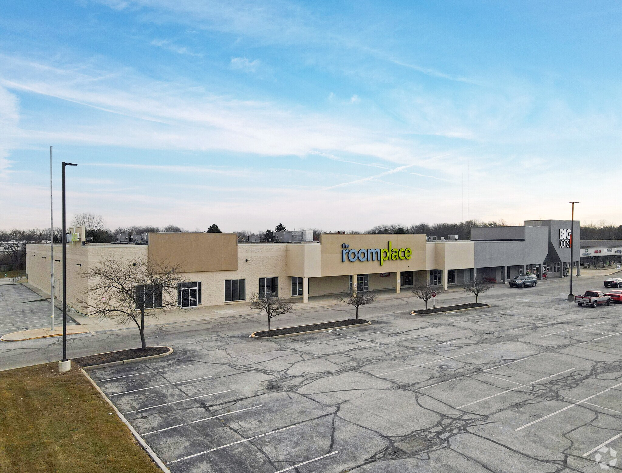 8401 Michigan Rd, Indianapolis, IN 46268 - Retail for Lease | LoopNet