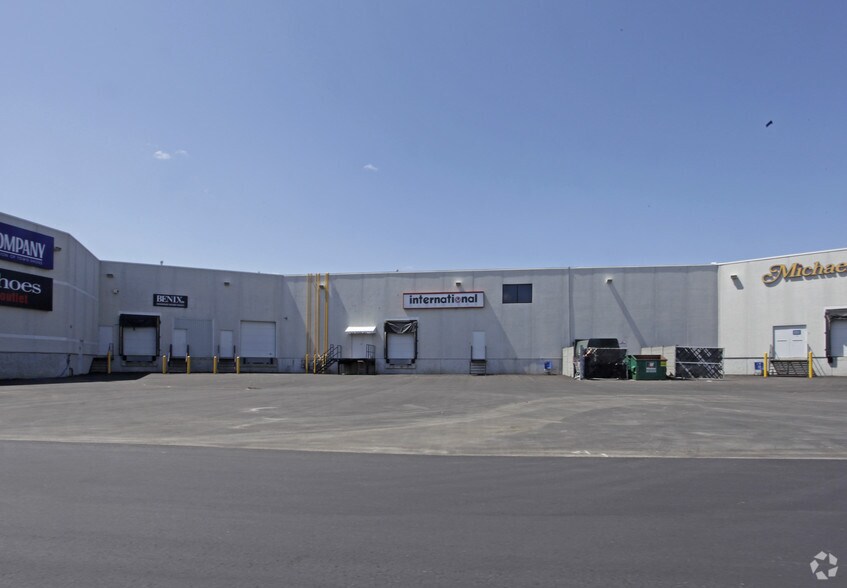 5935 Mavis Rd, Mississauga, ON L5R 3T7 - Retail for Lease | LoopNet