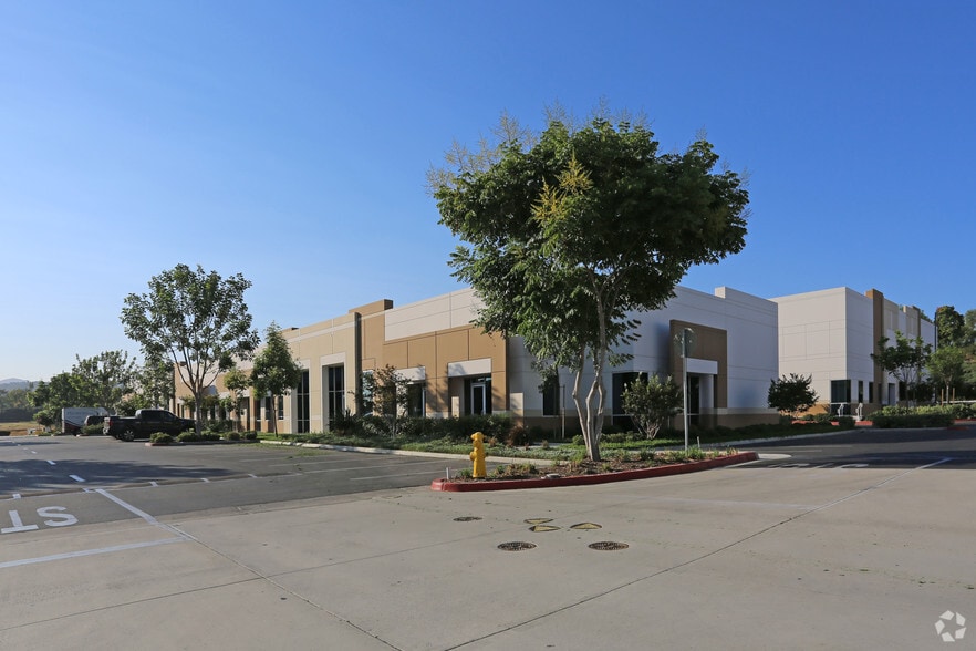 3141 Tiger Run Ct, Carlsbad, CA 92010 | LoopNet