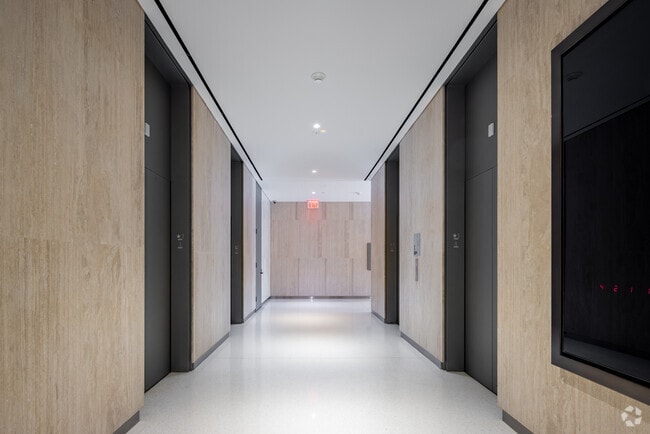 Commercial Real Estate for Sale | LoopNet