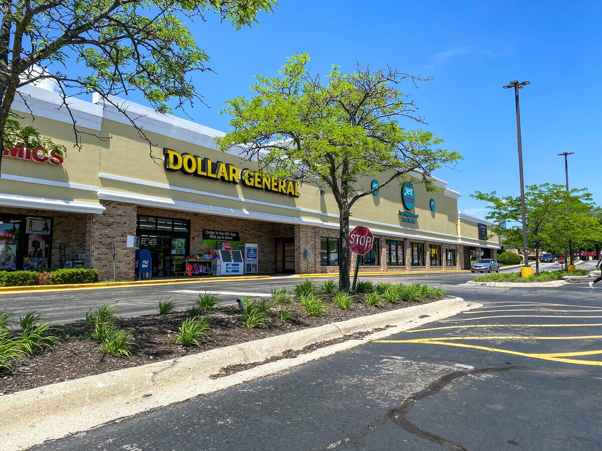 904-994 W Army Trail Rd, Carol Stream, IL 60188 - County Farm Shopping ...