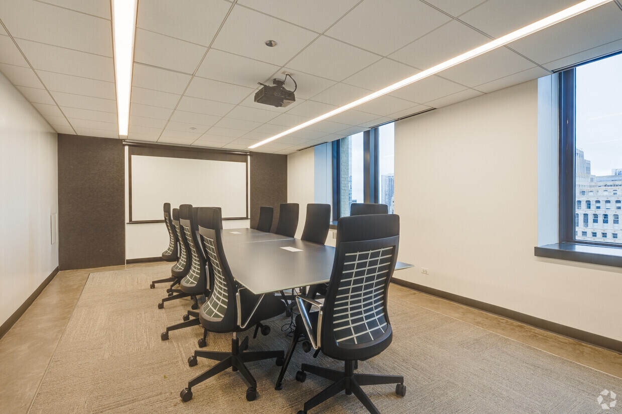 205 W Wacker Dr, Chicago, IL 60606 - Office for Lease | LoopNet
