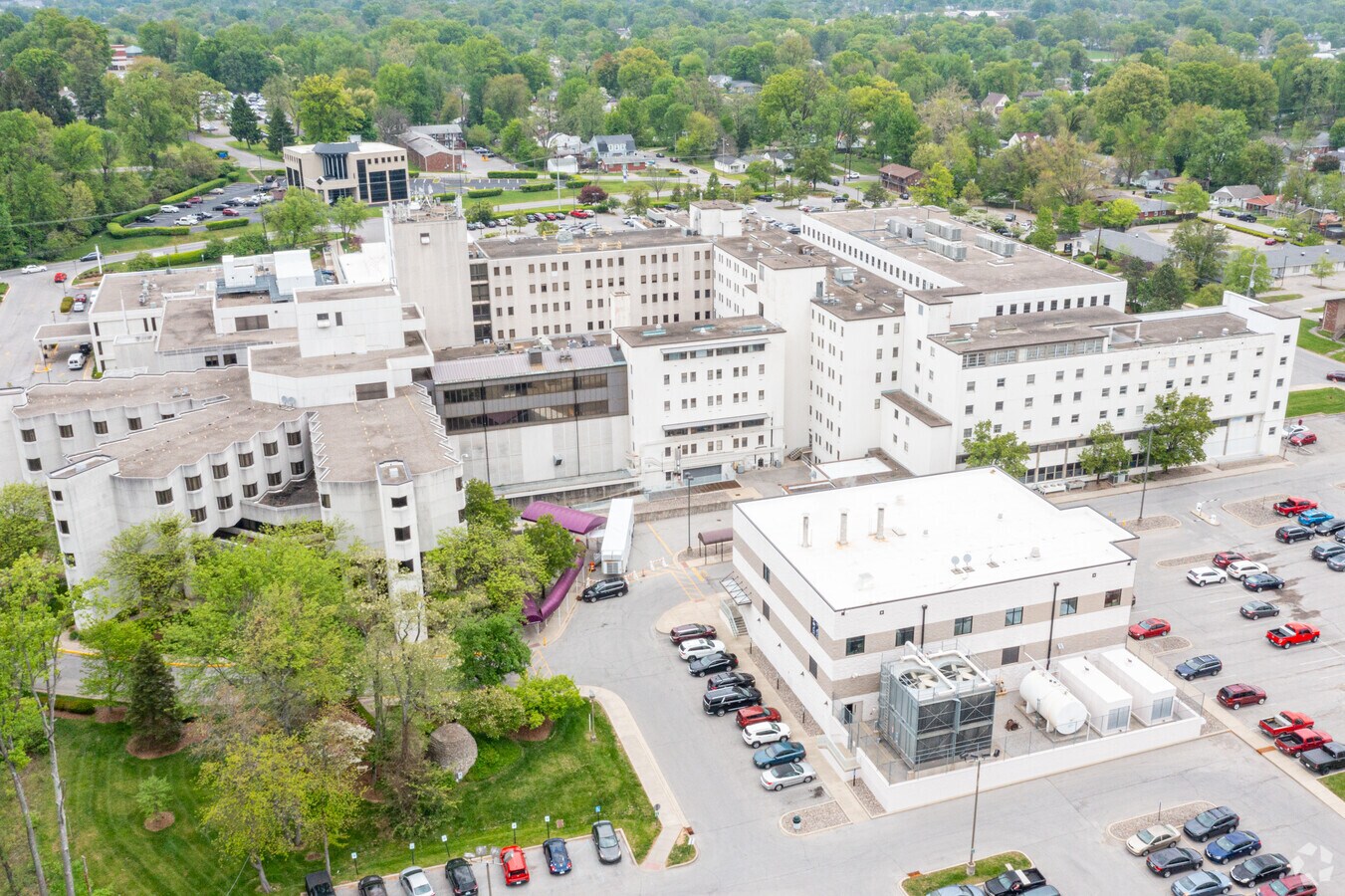 4402 Churchman Ave, Louisville, KY 40215 | LoopNet