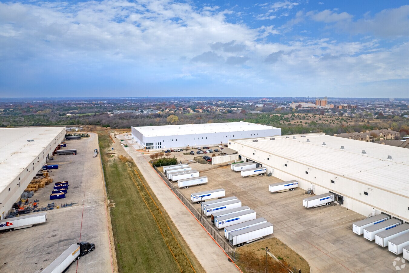 9039 Old Hickory Trl, Dallas, TX 75237 | LoopNet