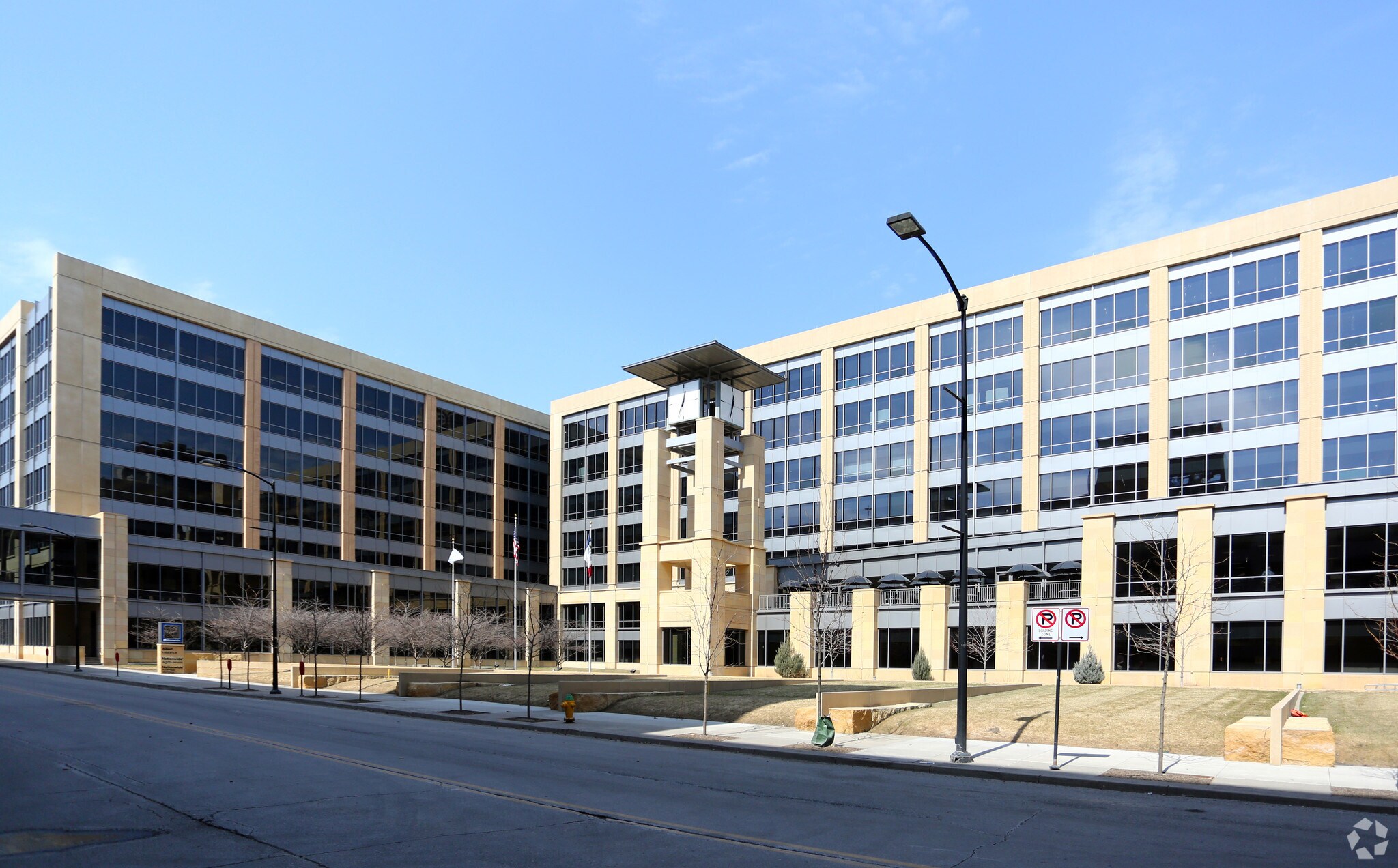 1100 Locust St, Des Moines, IA 50391 - Office for Lease | LoopNet
