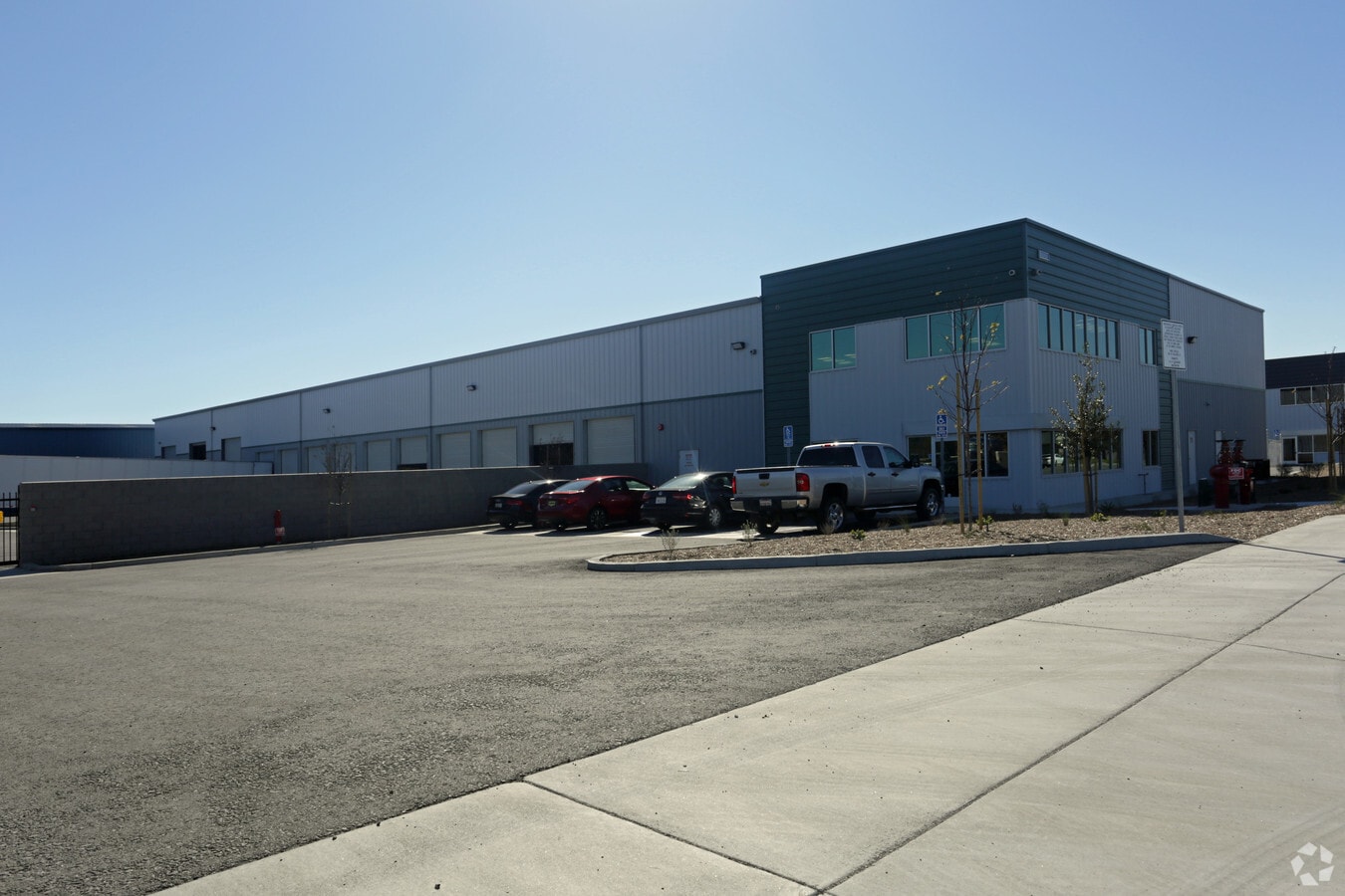 14009 Arrow Blvd, Fontana, CA 92335 | LoopNet