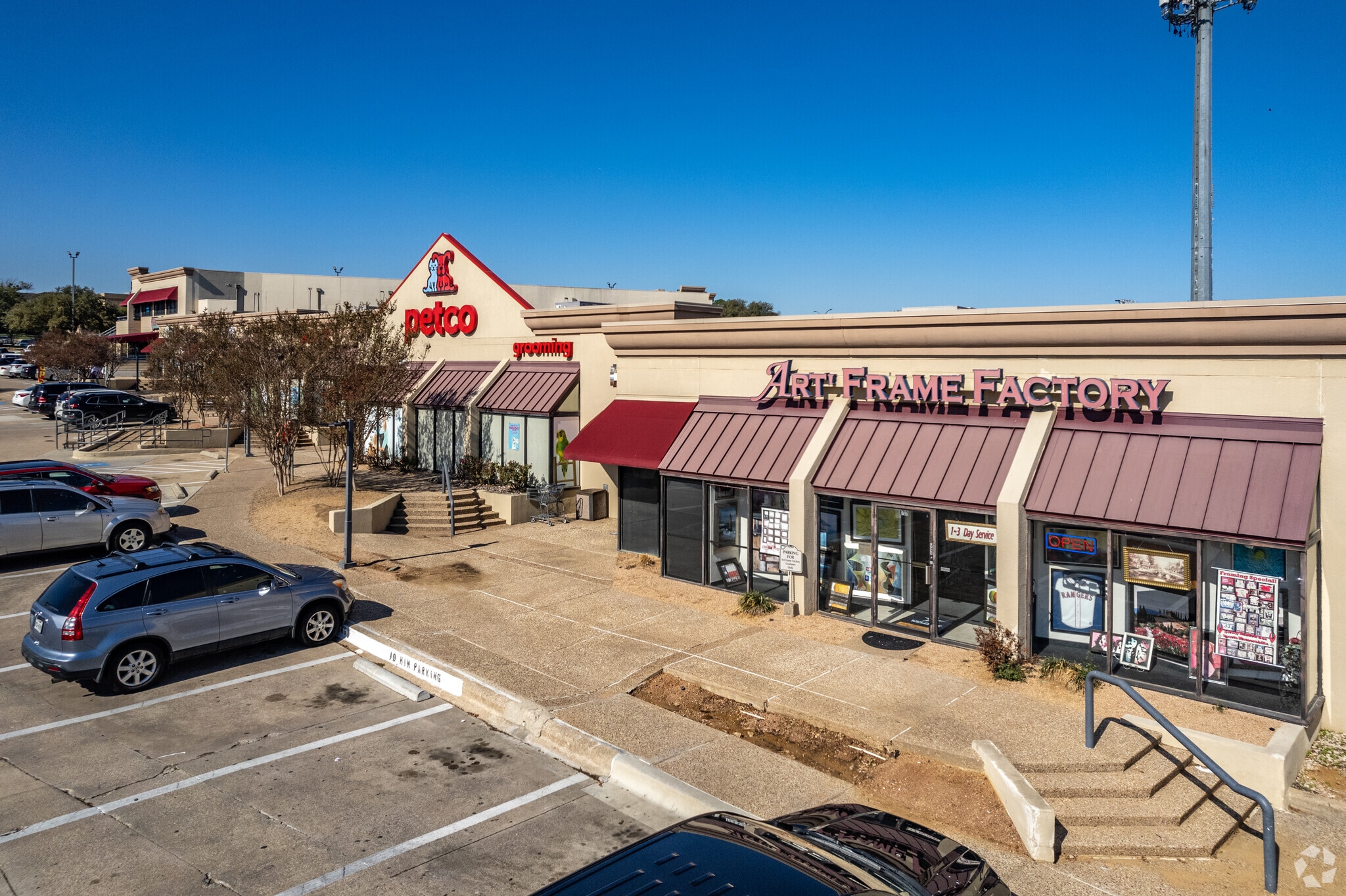 4001-4101 W Green Oaks Blvd, Arlington, TX 76016 - Green Oaks | LoopNet