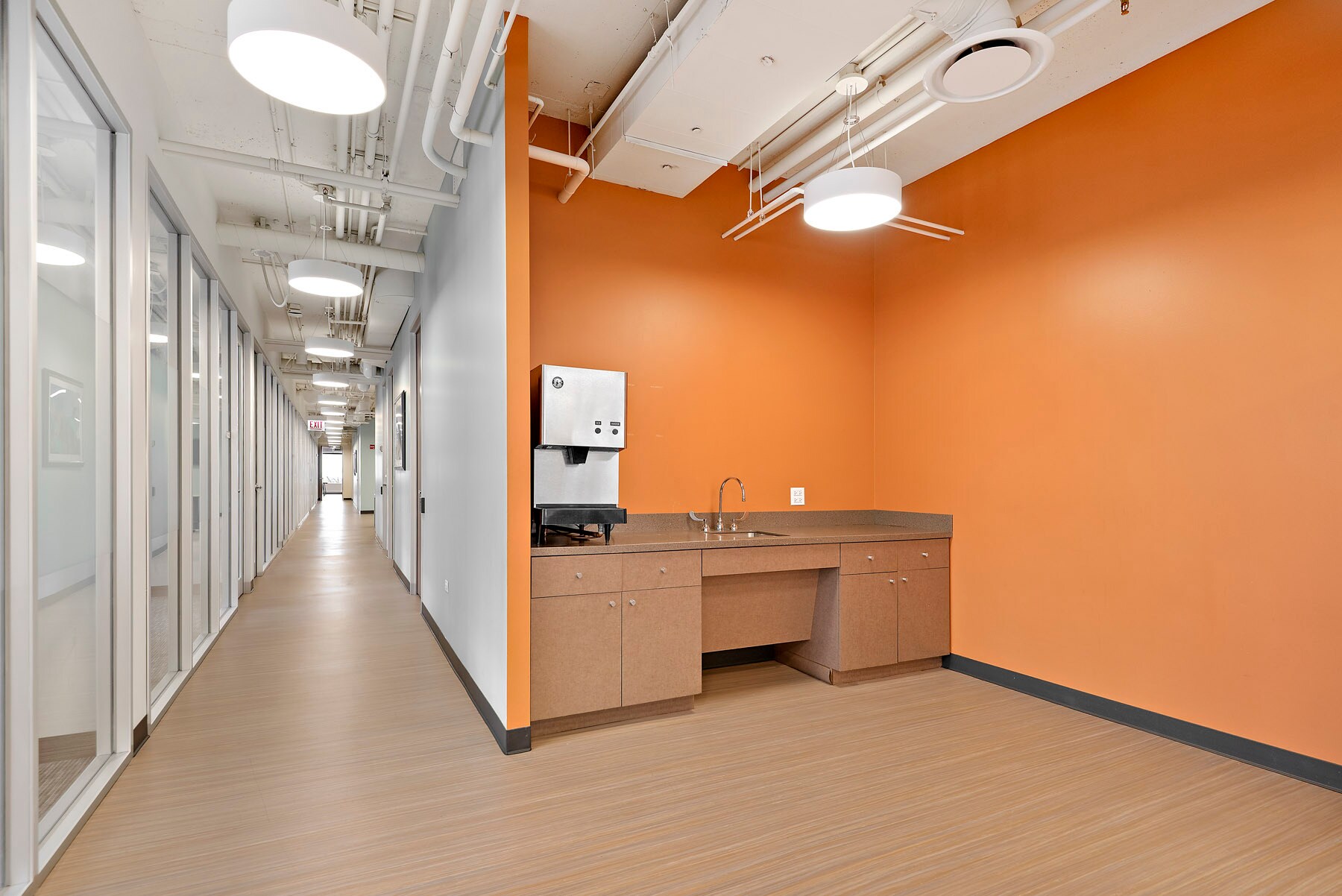 300 S Wacker Dr, Chicago, IL 60606 - 300 South Wacker | LoopNet
