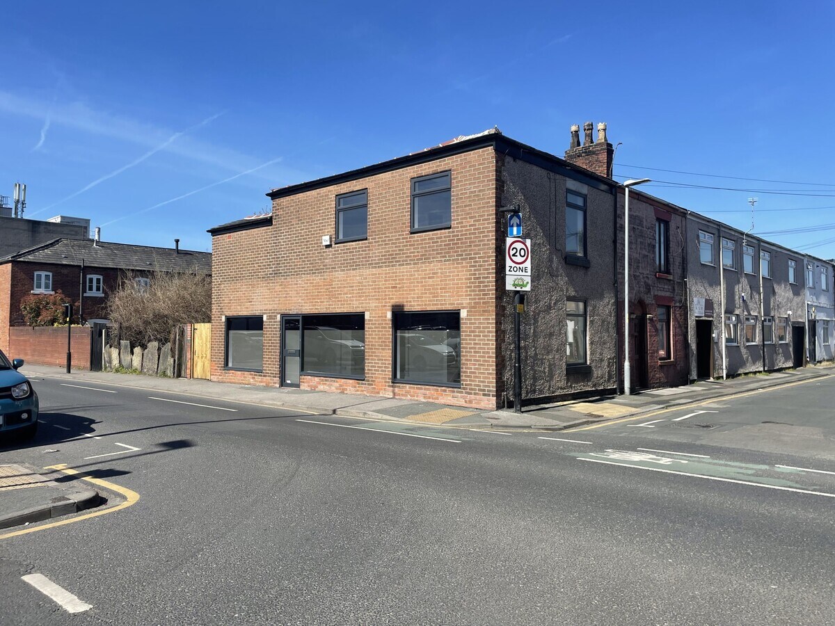 35 Lord St, Leigh, WN7 1BY | LoopNet