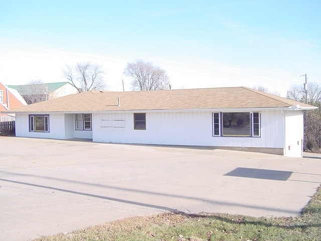 4645 N Brady St, Davenport, IA 52806 | LoopNet