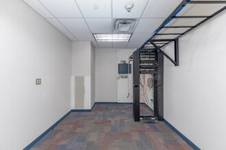 2400 Reading Rd, Cincinnati, OH 45202 - Office for Lease | LoopNet