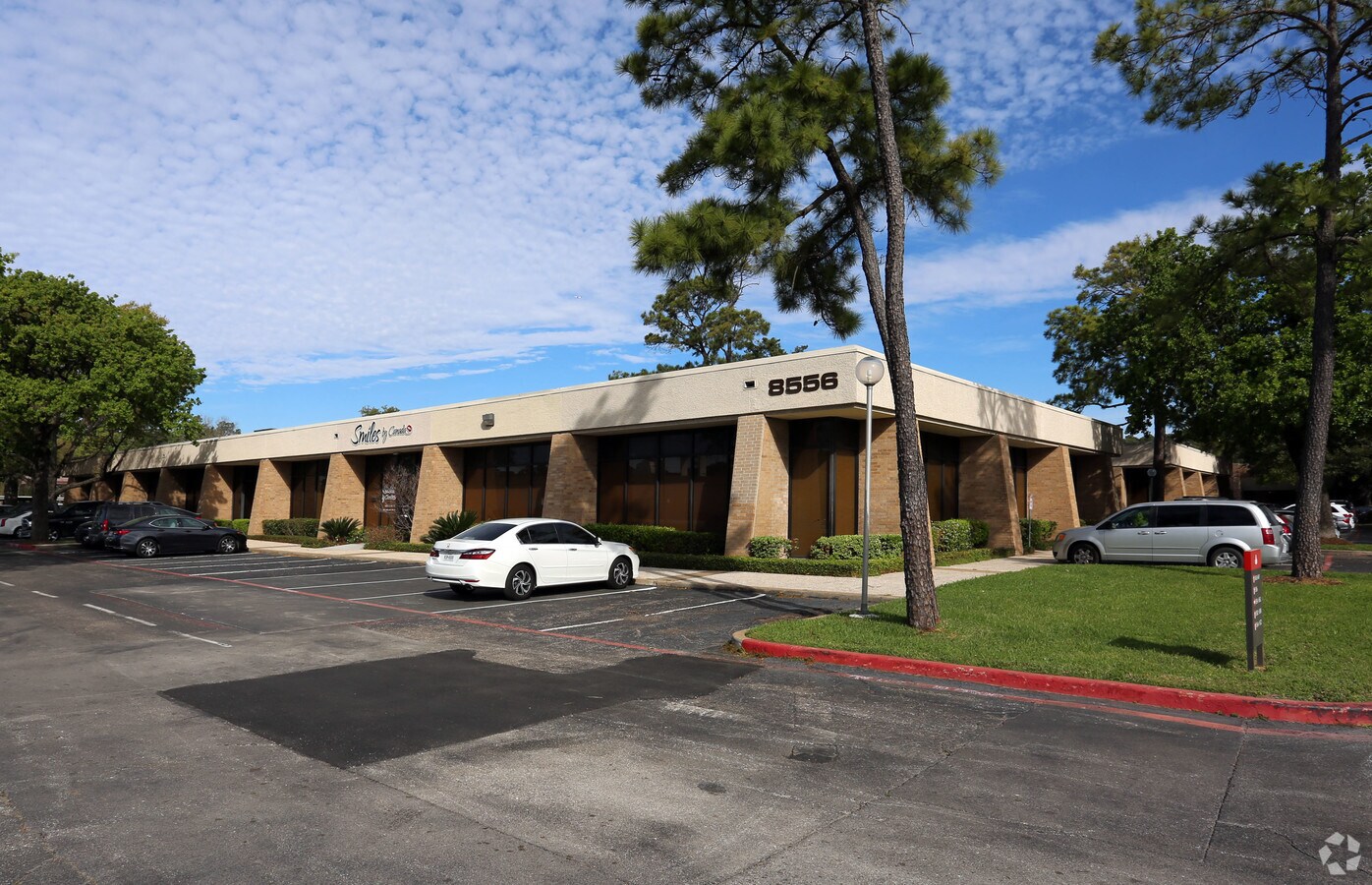 8556 Katy Fwy, Houston, TX 77024 | LoopNet