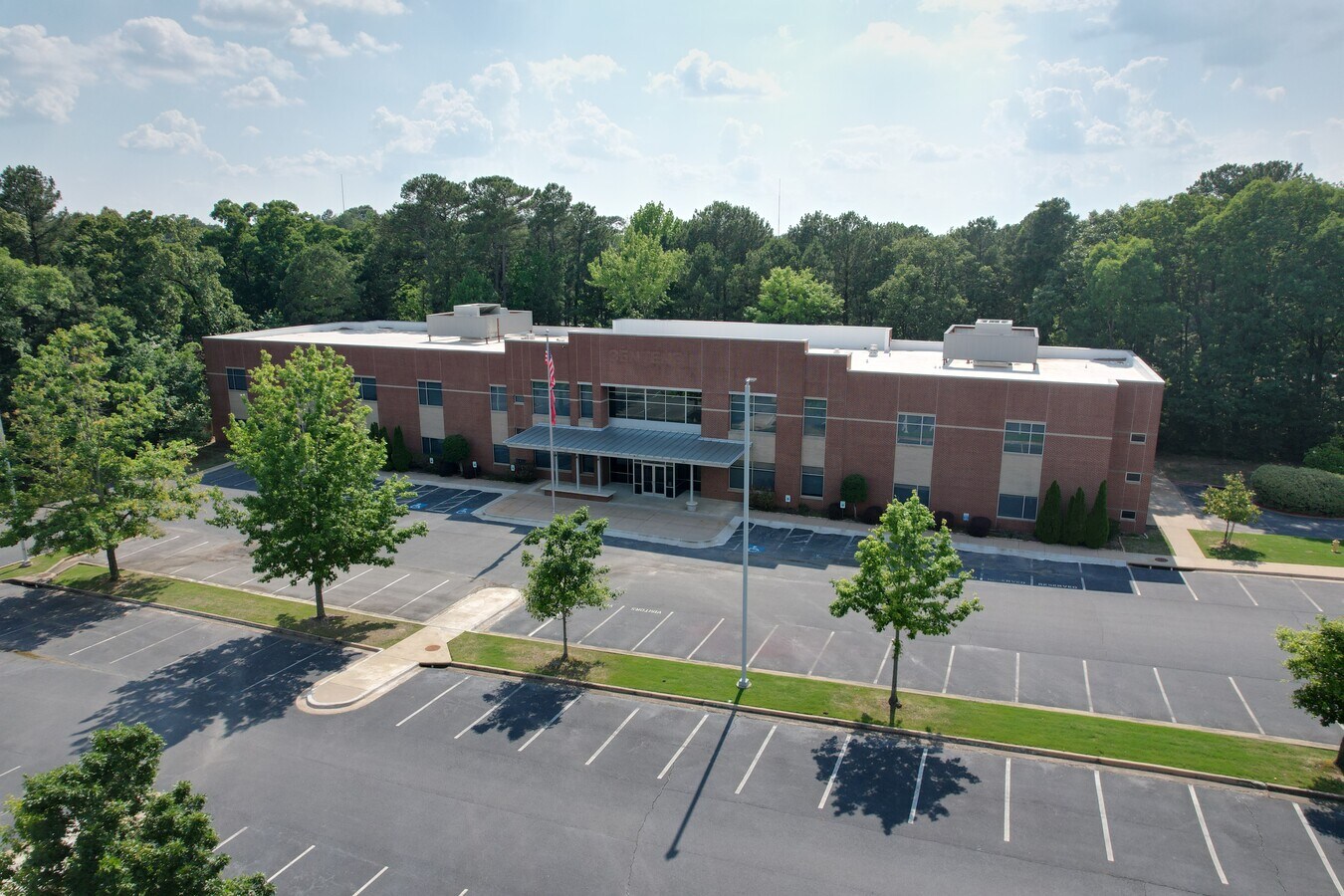 19 Remington Dr, Little Rock, AR 72204 | LoopNet