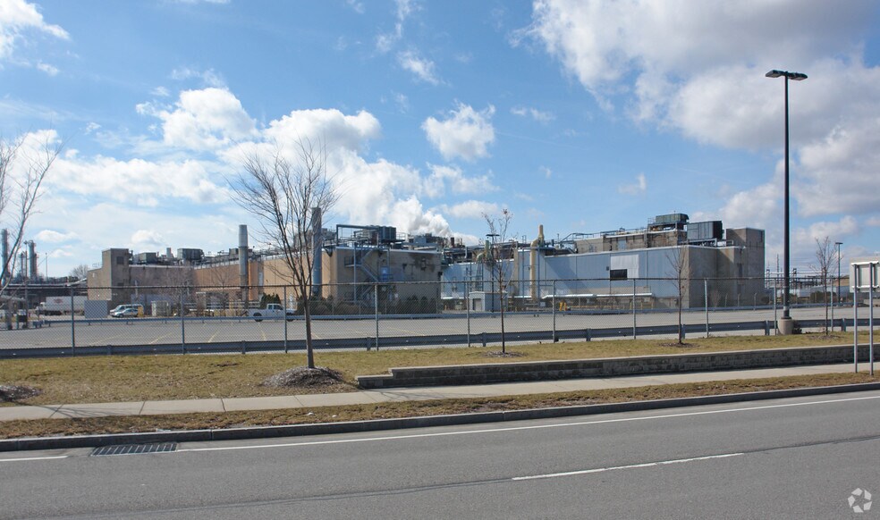 711 W Ridge Rd, Rochester, NY 14615 | LoopNet