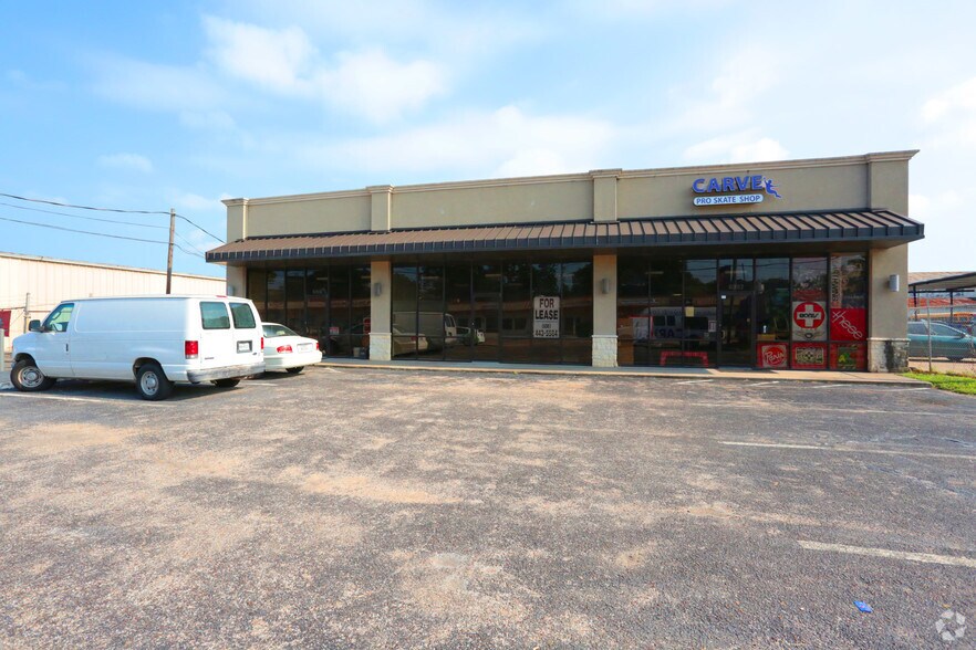 6902-6906 Long Point Rd, Houston, TX 77055 | LoopNet