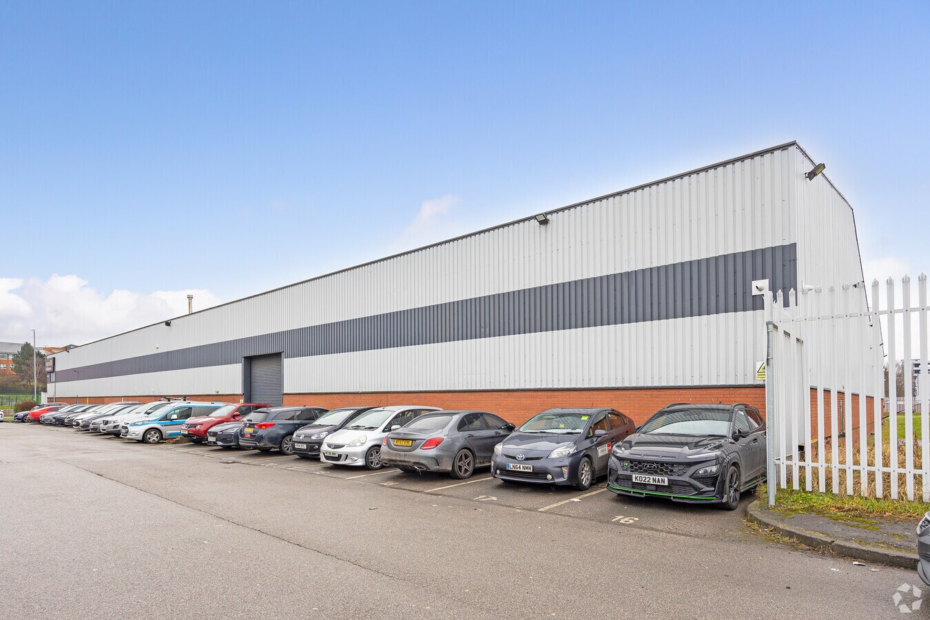 Millshaw Park Ln, Leeds, LS11 0LW | LoopNet