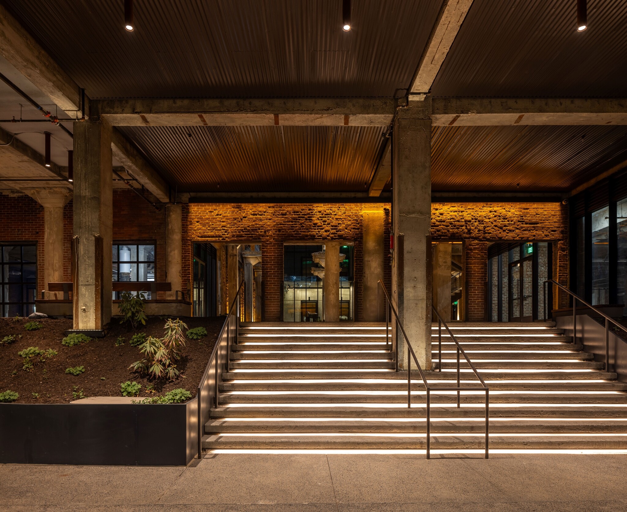 1316 Adams St, Nashville, TN 37208 - The Big Curve | LoopNet