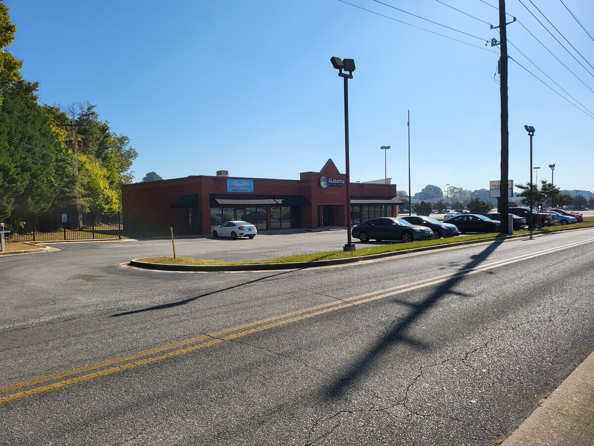 1690 Beltline Rd SW, Decatur, AL 35601 - Retail for Sale | LoopNet