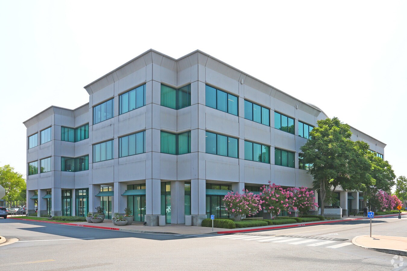 8405 N Fresno St, Fresno, CA, 93720 - Office Space For Lease | LoopNet.com