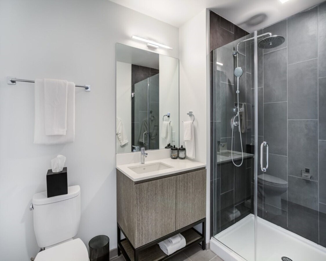 355 N Central Ave, Phoenix, AZ 85004 - Kenect Phoenix | LoopNet