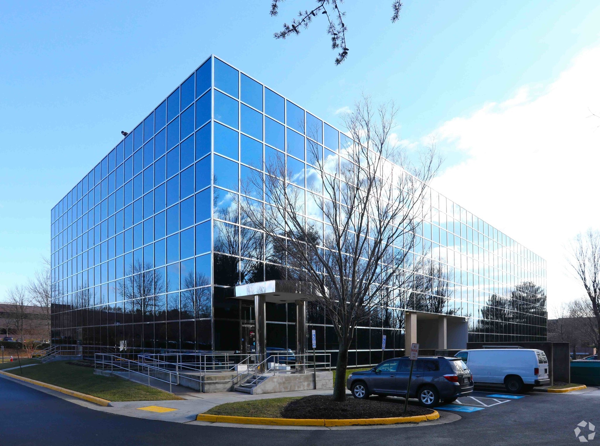 1875 Campus Commons Dr, Reston, VA 20191 - Campus Commons - Campus ...