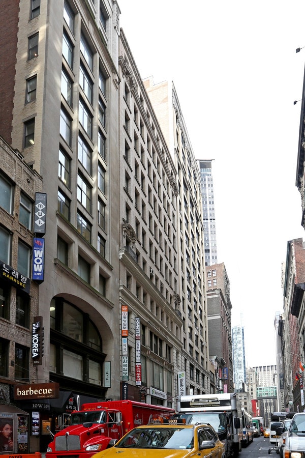 16 W 32nd St, New York, NY 10001 | LoopNet