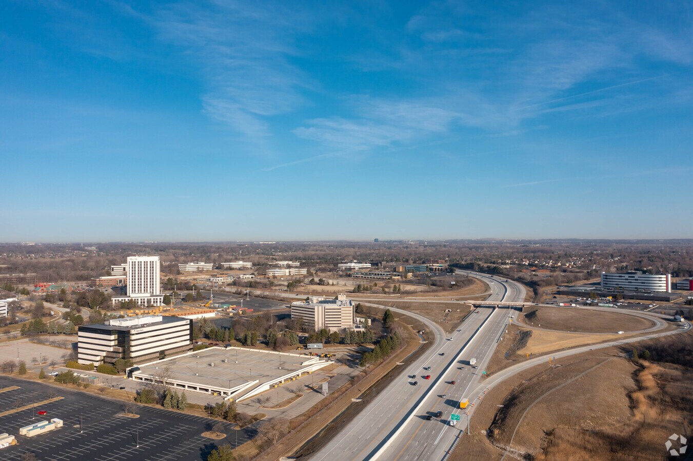 800 Tower Dr, Troy, MI 48098 - North Troy Corporate Park | LoopNet