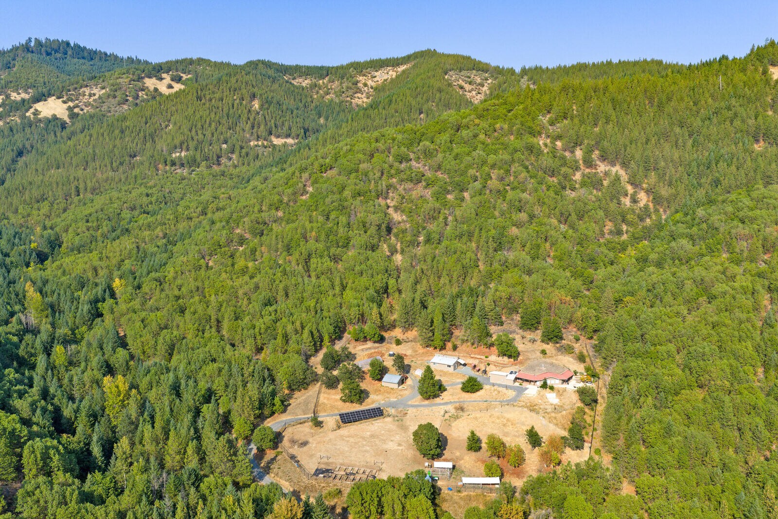 4220 Wards Creek Rd, Rogue River, OR 97537 - Specialty for Sale | LoopNet