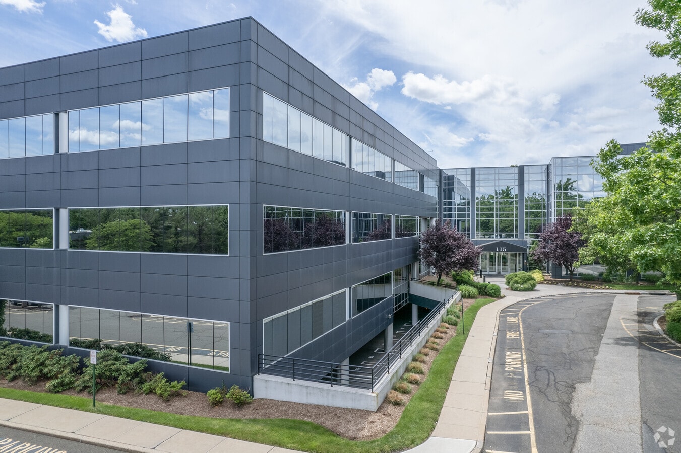 115 W Century Rd, Paramus, NJ 07652 - Country Club Plaza 1 | LoopNet