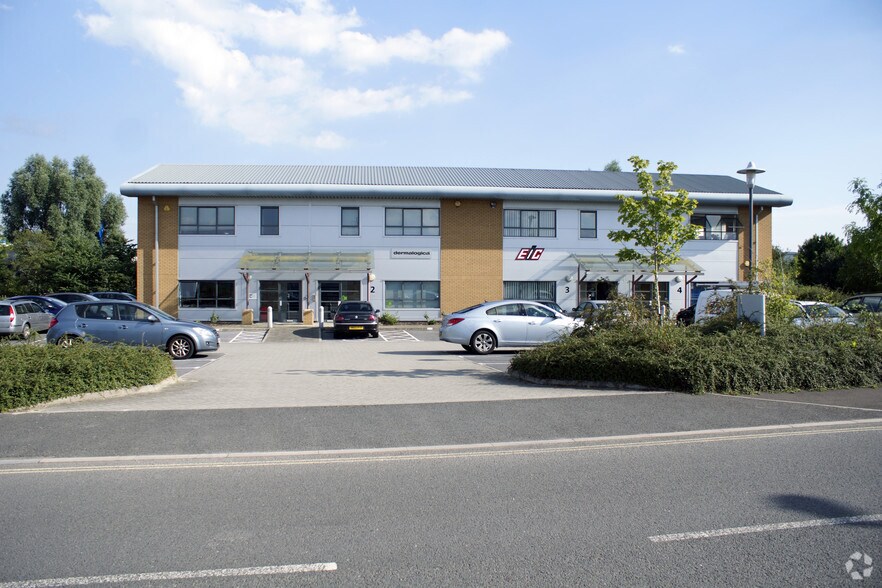 Thorverton Rd, Exeter, EX2 8HF | LoopNet