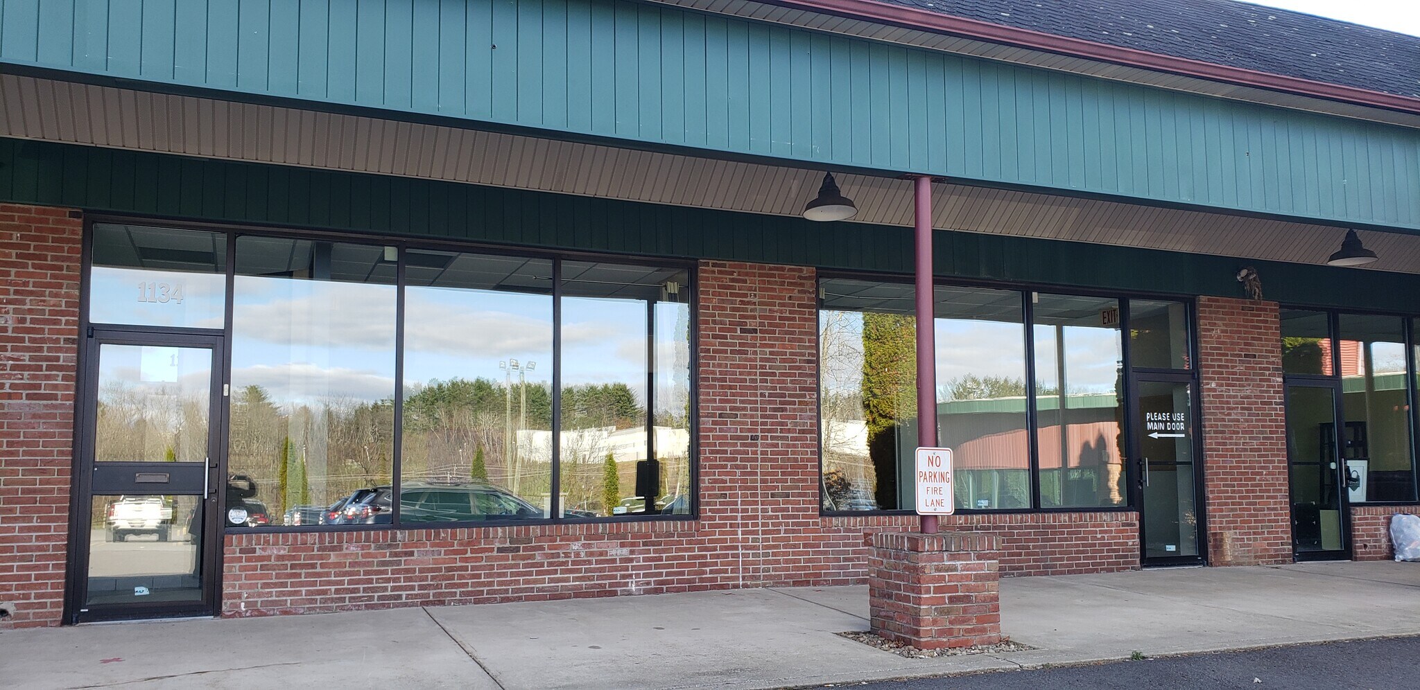 1100 Twin Stacks Dr, Dallas, PA 18612 - Twin Stacks Center | LoopNet